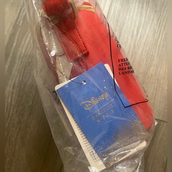 Danielle Nicole | Bags | Dumbo Danielle Nicole Bag | Poshmark